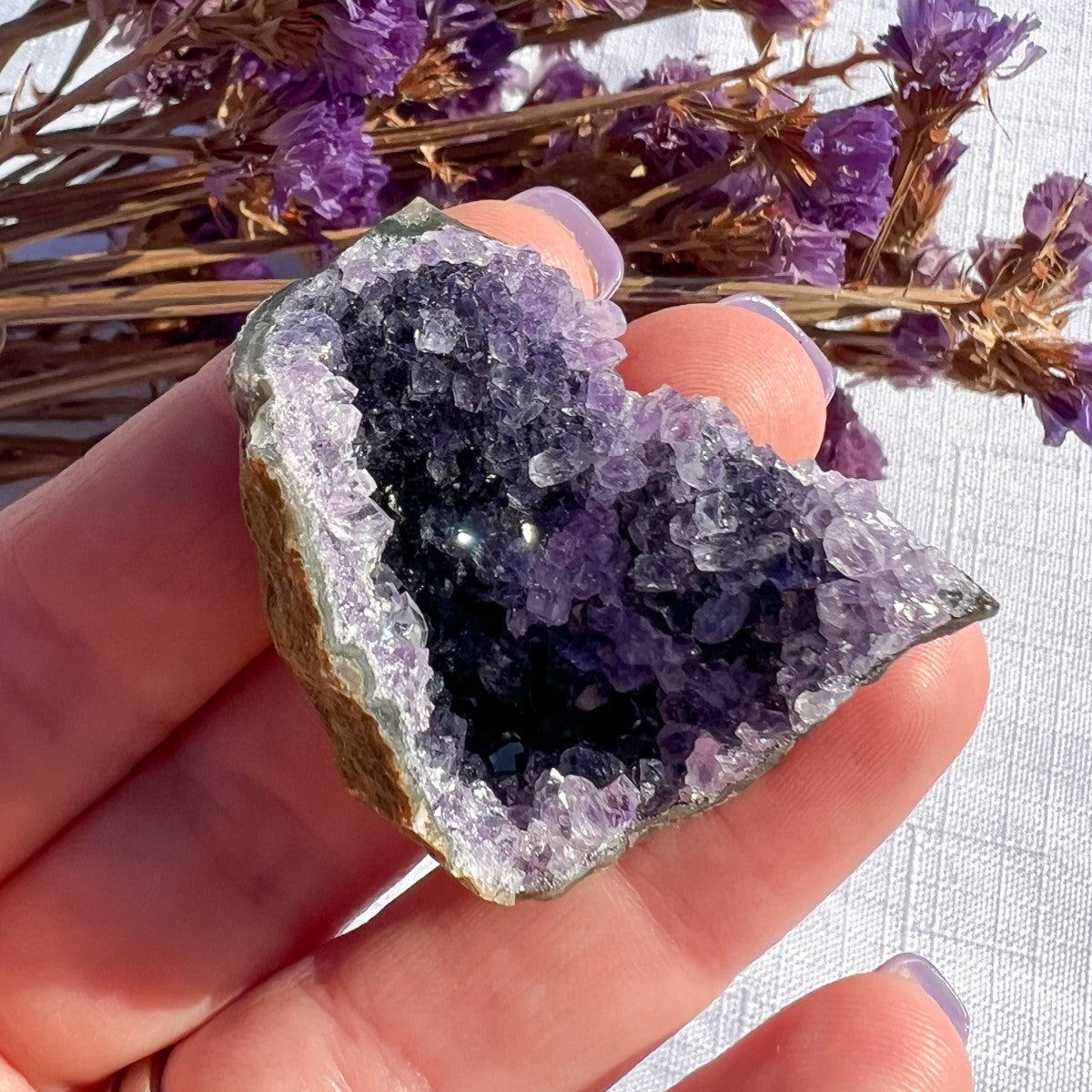 Amethyst Cluster | Mini – TheSanctuaryBNE